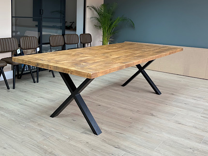Order Bespoke Dining Tables | Tom Marsh